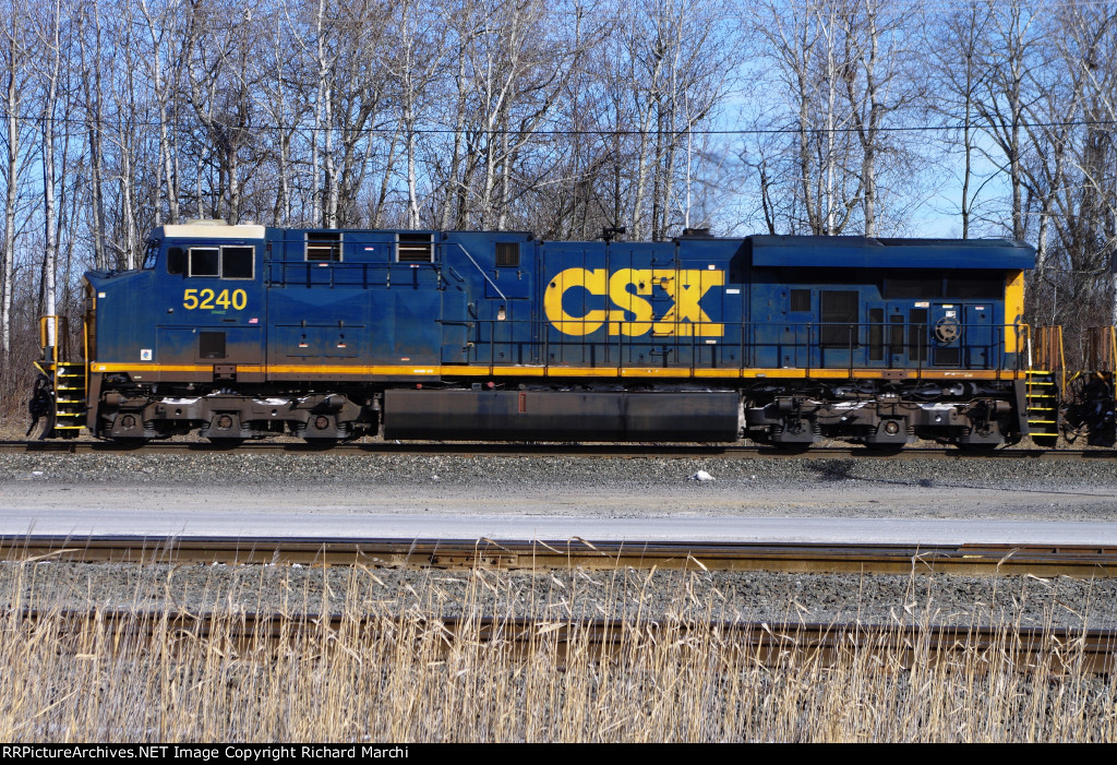 CSX 5240